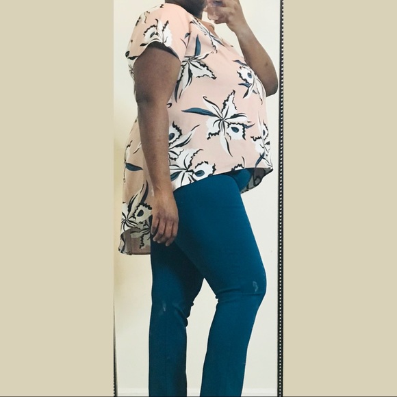 Alice & You | Tops | 2x Alice You Floral Split Top Plus Size | Poshmark